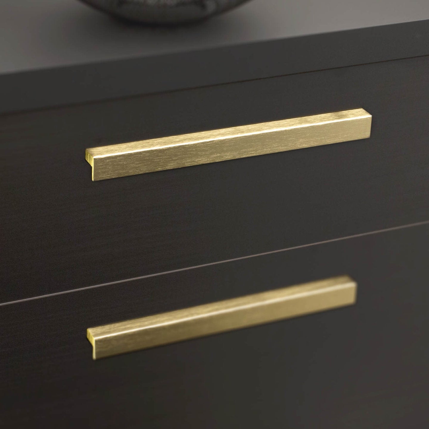 L7806 Astrid Timber Handle By Kethy